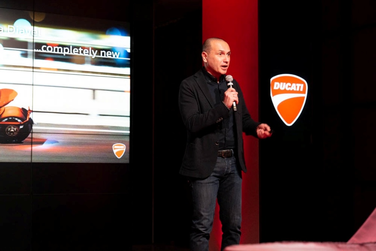 Ducati Diavel V4 Design Nights - Motor Style