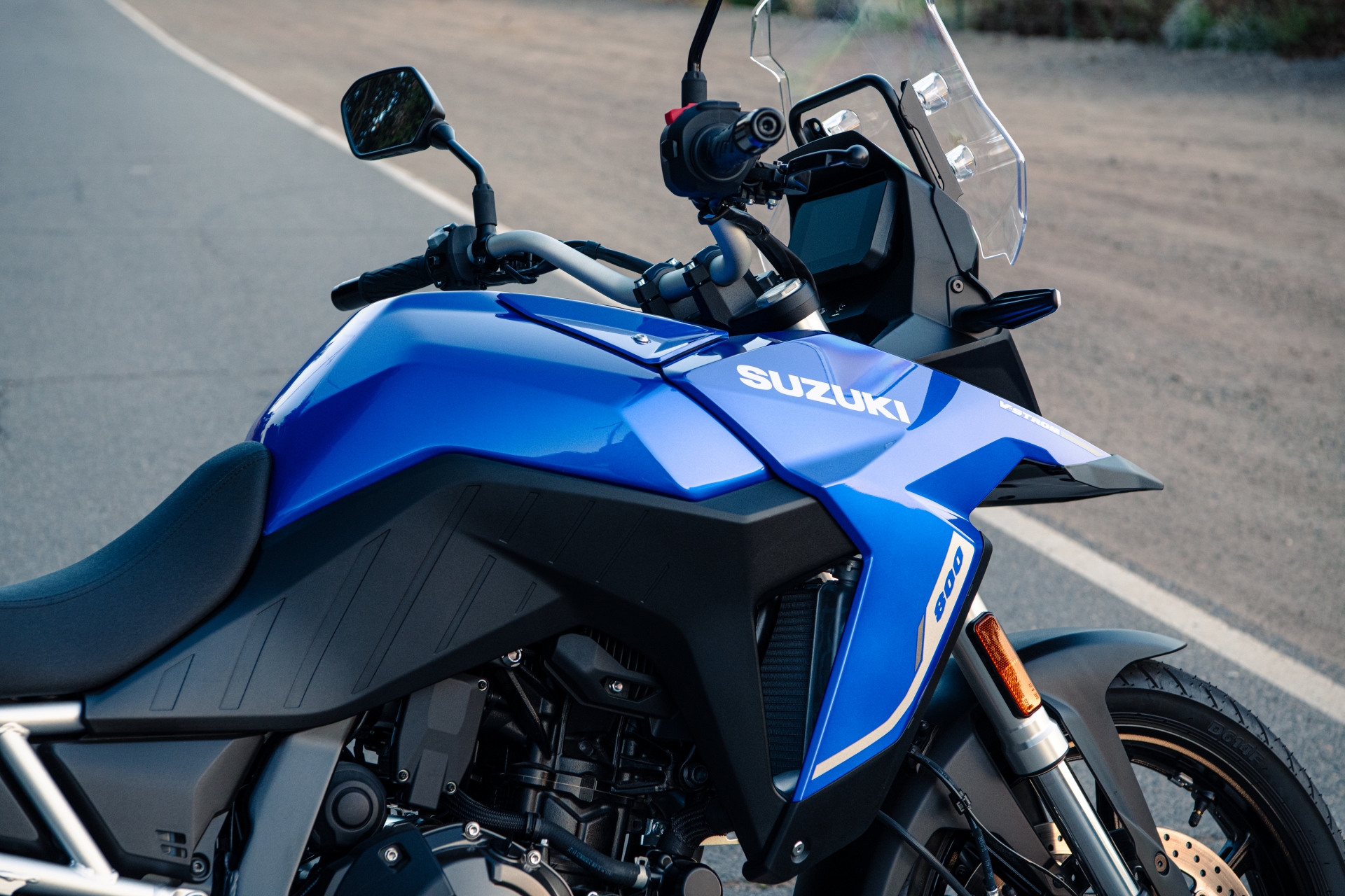 Suzuki V-Strom 800 Tech: La aventura continúa - Motor Style