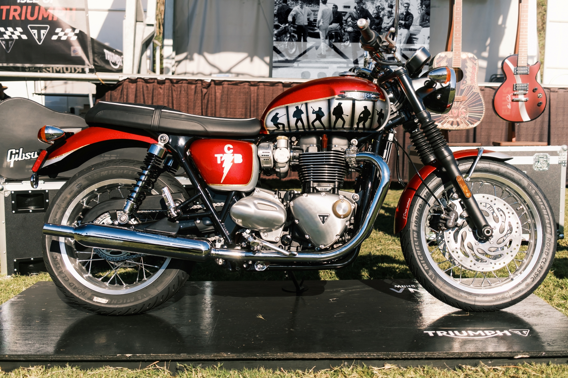 Elvis Presley y su relación con Triumph - Motor Style